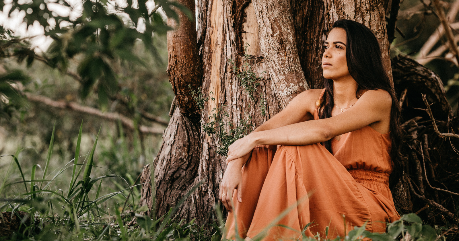 4 zodiac signs who genuinely enjoy solitude (without feeling lonely)